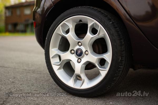 Ford Fiesta 2011 in Parnu, with an engine capacity of 1.60 L and mileage of 263 thousand km for 3750 €, photo 9 on AUTOMOTO.COM.LV