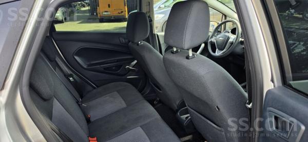 Ford Fiesta 2011 Valmiera, ar dzinēja tilpumu 1.40 L un nobraukumu 147 tūkst. km par 1900 €, foto 10 vietnē AUTOMOTO.COM.LV