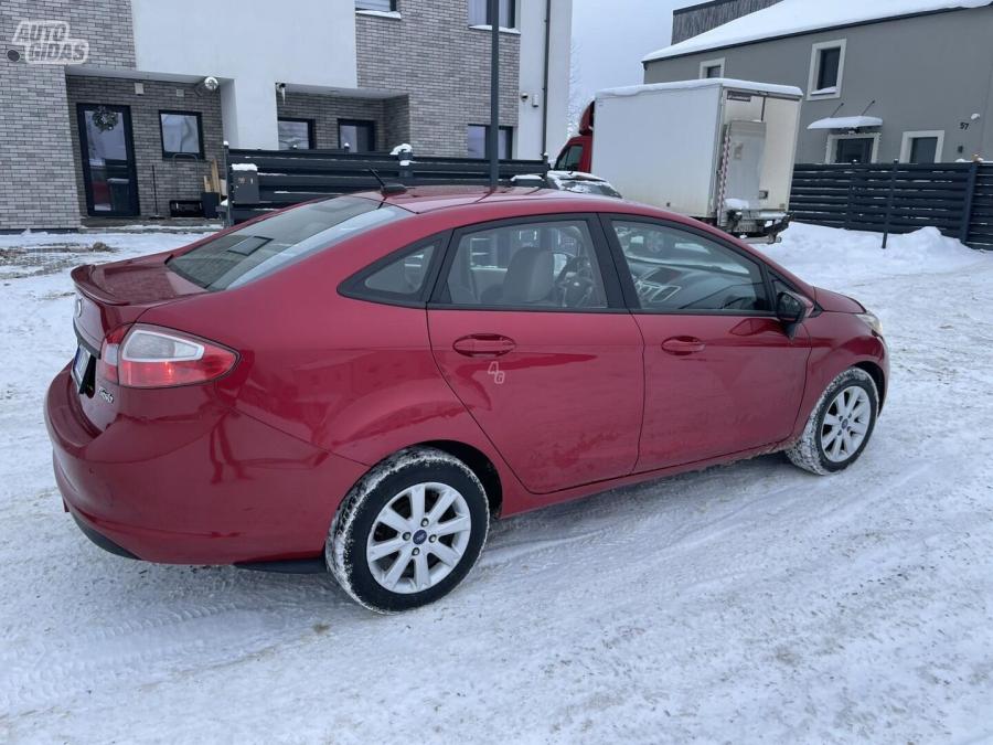 Ford Fiesta 2012 in Vilnius, with an engine capacity of 1.60 L and mileage of 153 thousand km for 2350 €, photo 6 on AUTOMOTO.COM.LV