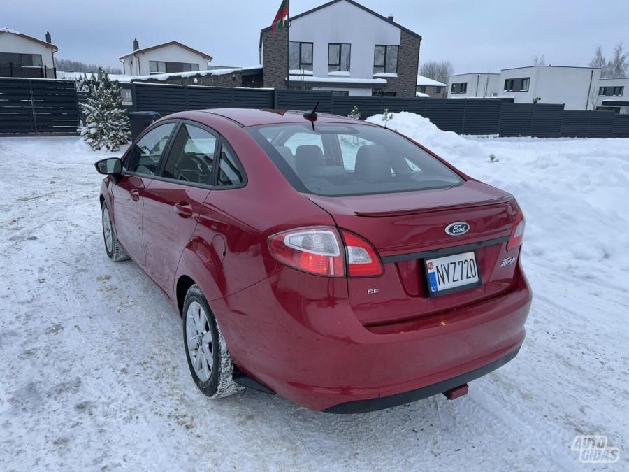 Ford Fiesta 2012 in Vilnius, with an engine capacity of 1.60 L and mileage of 153 thousand km for 2350 €, photo 8 on AUTOMOTO.COM.LV