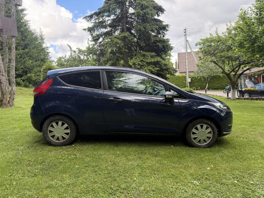 Ford Fiesta 2012 in Trakai, with an engine capacity of 1.40 L and mileage of 320 thousand km for 1700 €, photo 6 on AUTOMOTO.COM.LV