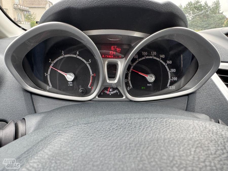 Ford Fiesta 2012 Kauņa, ar dzinēja tilpumu 1.20 L un nobraukumu 200 tūkst. km par 2700 €, foto 32 vietnē AUTOMOTO.COM.LV