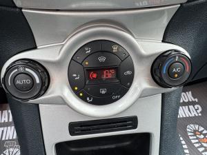 Ford Fiesta 2012 Kauņa, ar dzinēja tilpumu 1.20 L un nobraukumu 200 tūkst. km par 2450 €, foto 24 vietnē AUTOMOTO.COM.LV