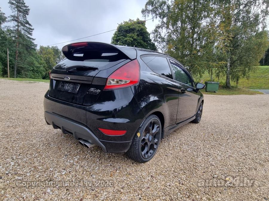 Ford Fiesta 2012 Otepē, ar dzinēja tilpumu 1.60 L un nobraukumu 0 tūkst. km par 4999 €, foto 5 vietnē AUTOMOTO.COM.LV