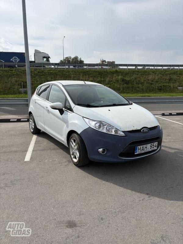 Ford Fiesta 2012 Kauņa, ar dzinēja tilpumu 1.40 L un nobraukumu 250 tūkst. km par 750 €, foto 1 vietnē AUTOMOTO.COM.LV