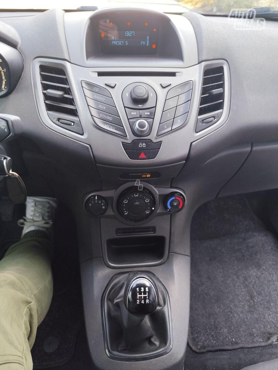 Ford Fiesta 2013 in Vilnius, with an engine capacity of 1.20 L and mileage of 82 thousand km for 3100 €, photo 16 on AUTOMOTO.COM.LV