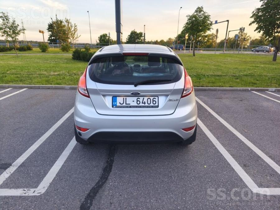 Ford Fiesta 2013 in Ogre, with an engine capacity of 1.20 L and mileage of 160 thousand km for 4200 €, photo 5 on AUTOMOTO.COM.LV