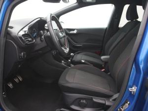 Ford Fiesta 2019 in Vilnius, with an engine capacity of 1.00 L and mileage of 176 thousand km for 8999 €, photo 4 on AUTOMOTO.COM.LV