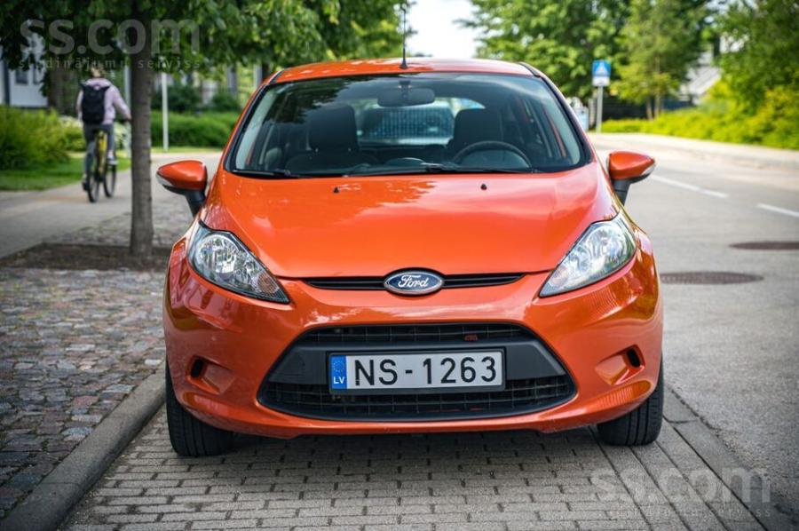 Oranžs Ford Fiesta 2012 Rīga, ar dzinēja tilpumu 1.20 L un nobraukumu 0 tūkst. km par 4995 €, foto 2 vietnē AUTOMOTO.COM.LV