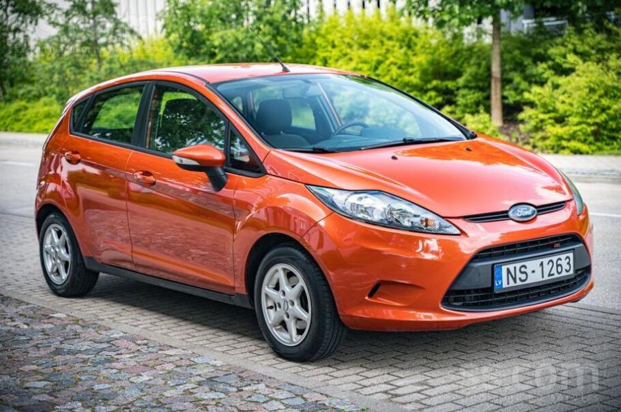 Oranžs Ford Fiesta 2012 Rīga, ar dzinēja tilpumu 1.20 L un nobraukumu 0 tūkst. km par 4995 €, foto 3 vietnē AUTOMOTO.COM.LV