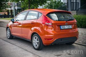 Oranžs Ford Fiesta 2012 Rīga, ar dzinēja tilpumu 1.20 L un nobraukumu 0 tūkst. km par 4995 €, foto 6 vietnē AUTOMOTO.COM.LV