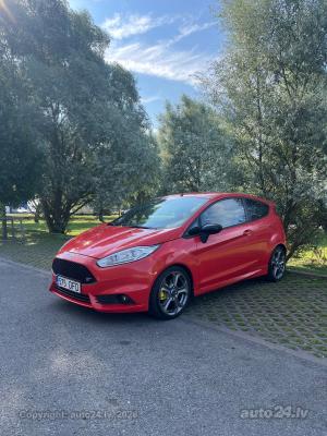 Oranžs Ford Fiesta 2013 Tallina, ar dzinēja tilpumu 1.60 L un nobraukumu 286 tūkst. km par 7000 €, foto  vietnē AUTOMOTO.COM.LV