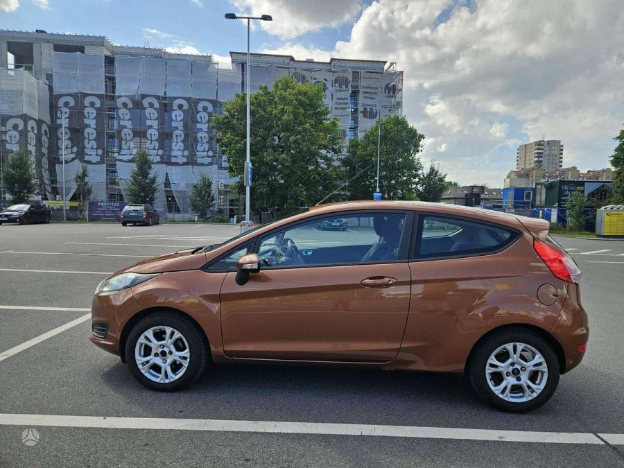 Oranžs Ford Fiesta 2014 Viļņa, ar dzinēja tilpumu 1.00 L un nobraukumu 65 tūkst. km par 4050 €, foto 4 vietnē AUTOMOTO.COM.LV