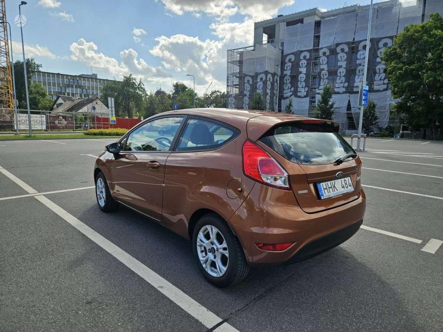 Oranžs Ford Fiesta 2014 Viļņa, ar dzinēja tilpumu 1.00 L un nobraukumu 65 tūkst. km par 4050 €, foto 5 vietnē AUTOMOTO.COM.LV
