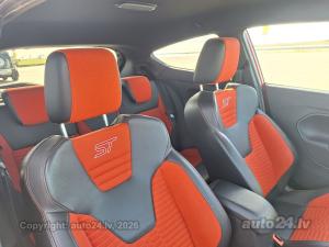 Orange Ford Fiesta 2016 in Tallinn, with an engine capacity of 1.60 L and mileage of 54 thousand km for 13900 €, photo 13 on AUTOMOTO.COM.LV