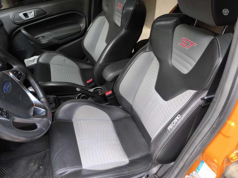Oranžs Ford Fiesta 2017 Viļņa, ar dzinēja tilpumu 1.60 L un nobraukumu 150 tūkst. km par 8500 €, foto 11 vietnē AUTOMOTO.COM.LV