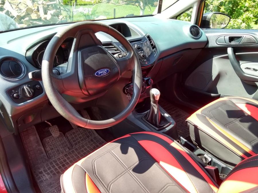 Red Ford Fiesta 2010 in Vilkaviskis, with an engine capacity of 1.40 L and mileage of 221 thousand km for 1950 €, photo 15 on AUTOMOTO.COM.LV