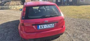 Red Ford Fiesta 2003 in Preili, with an engine capacity of 1.30 L and mileage of 157 thousand km for 1200 €, photo 5 on AUTOMOTO.COM.LV