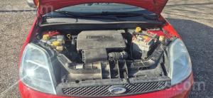 Red Ford Fiesta 2003 in Preili, with an engine capacity of 1.30 L and mileage of 157 thousand km for 1200 €, photo 9 on AUTOMOTO.COM.LV