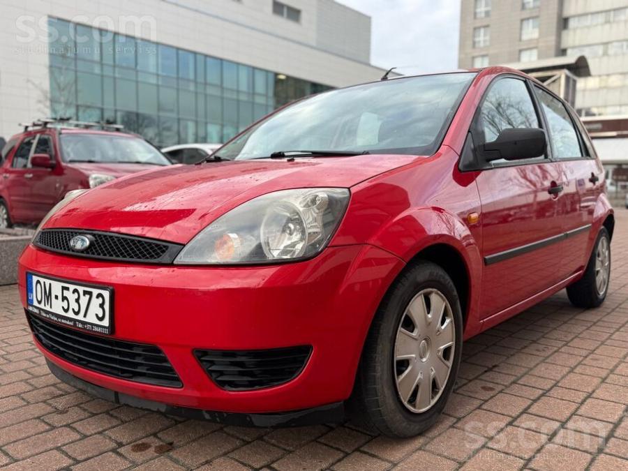 Red Ford Fiesta 2005 in Riga, with an engine capacity of 1.30 L and mileage of 0 thousand km for 2200 €, photo 3 on AUTOMOTO.COM.LV