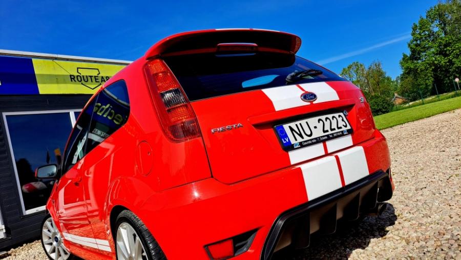 Sarkans Ford Fiesta 2005 Rīga, ar dzinēja tilpumu 2.00 L un nobraukumu 186 tūkst. km par 3190 €, foto 17 vietnē AUTOMOTO.COM.LV