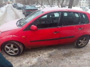 Sarkans Ford Fiesta 2006 Rīga, ar dzinēja tilpumu 1.40 L un nobraukumu 0 tūkst. km par 900 €, foto 3 vietnē AUTOMOTO.COM.LV