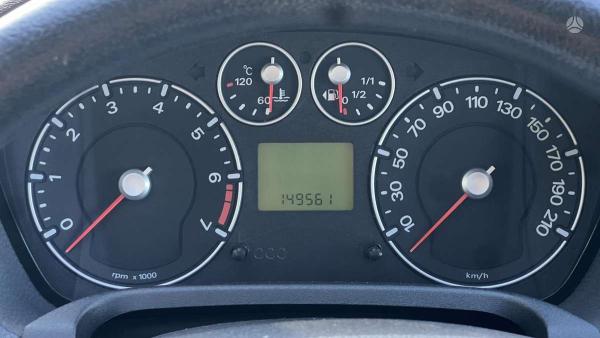 Sarkans Ford Fiesta 2006 Viļņa, ar dzinēja tilpumu 1.39 L un nobraukumu 149 tūkst. km par 1249 €, foto 8 vietnē AUTOMOTO.COM.LV