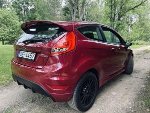 Red Ford Fiesta 2008 in Cesis, with an engine capacity of 1.20 L and mileage of 210 thousand km for 3000 €, photo 3 on AUTOMOTO.COM.LV