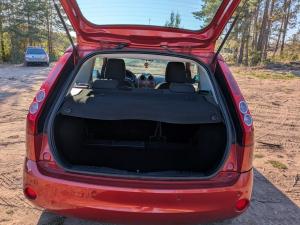 Sarkans Ford Fiesta 2008 Tallina, ar dzinēja tilpumu 1.30 L un nobraukumu 109 tūkst. km par 1630 €, foto 22 vietnē AUTOMOTO.COM.LV