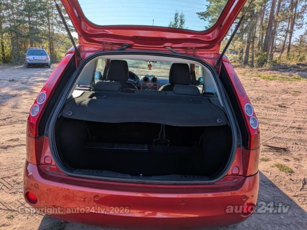 Red Ford Fiesta 2008 in Tallinn, with an engine capacity of 1.30 L and mileage of 110 thousand km for 1630 €, photo 8 on AUTOMOTO.COM.LV