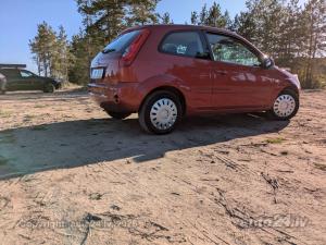 Sarkans Ford Fiesta 2008 Tallina, ar dzinēja tilpumu 1.30 L un nobraukumu 110 tūkst. km par 1630 €, foto 10 vietnē AUTOMOTO.COM.LV
