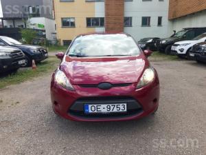 Sarkans Ford Fiesta 2009 Daugavpils, ar dzinēja tilpumu 1.20 L un nobraukumu 0 tūkst. km par 2700 €, foto 3 vietnē AUTOMOTO.COM.LV