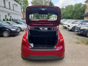 Sarkans Ford Fiesta 2009 Daugavpils, ar dzinēja tilpumu 1.20 L un nobraukumu 0 tūkst. km par 2700 €, foto 20 vietnē AUTOMOTO.COM.LV