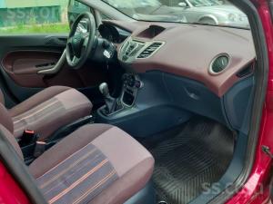 Sarkans Ford Fiesta 2009 Daugavpils, ar dzinēja tilpumu 1.20 L un nobraukumu 0 tūkst. km par 2700 €, foto 21 vietnē AUTOMOTO.COM.LV