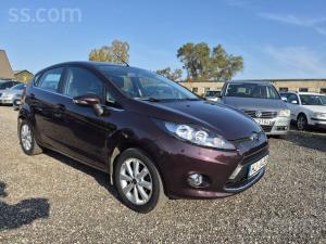 Sarkans Ford Fiesta 2009 Daugavpils, ar dzinēja tilpumu 1.40 L un nobraukumu 0 tūkst. km par 4300 €, foto  vietnē AUTOMOTO.COM.LV