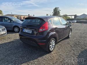 Red Ford Fiesta 2009 in Daugavpils, with an engine capacity of 1.40 L and mileage of 0 thousand km for 4300 €, photo 7 on AUTOMOTO.COM.LV