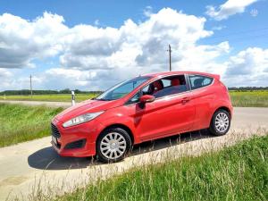 Sarkans Ford Fiesta 2010 Vilkaviškis, ar dzinēja tilpumu 1.40 L un nobraukumu 221 tūkst. km par 1950 €, foto 5 vietnē AUTOMOTO.COM.LV