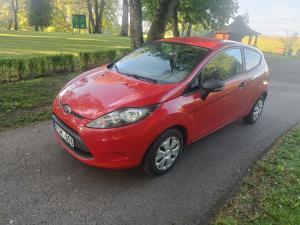 Sarkans Ford Fiesta 2011 Šilalė, ar dzinēja tilpumu 1.20 L un nobraukumu 171 tūkst. km par 1850 €, foto  vietnē AUTOMOTO.COM.LV