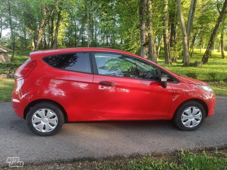 Sarkans Ford Fiesta 2011 Šilalė, ar dzinēja tilpumu 1.20 L un nobraukumu 171 tūkst. km par 1850 €, foto 6 vietnē AUTOMOTO.COM.LV