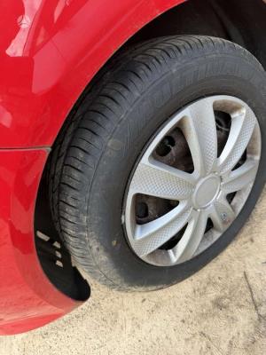 Sarkans Ford Fiesta 2011 Viļņa, ar dzinēja tilpumu 1.20 L un nobraukumu 125 tūkst. km par 550 €, foto 8 vietnē AUTOMOTO.COM.LV
