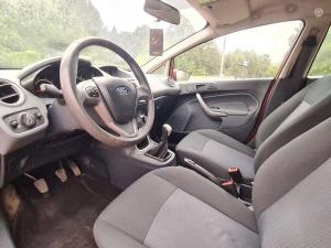 Sarkans Ford Fiesta 2011 Viļņa, ar dzinēja tilpumu 1.24 L un nobraukumu 138 tūkst. km par 1850 €, foto 30 vietnē AUTOMOTO.COM.LV