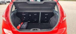 Sarkans Ford Fiesta 2011 Marijampole, ar dzinēja tilpumu 1.24 L un nobraukumu 126 tūkst. km par 2200 €, foto 10 vietnē AUTOMOTO.COM.LV