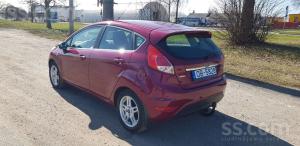 Sarkans Ford Fiesta 2013 Talsi, ar dzinēja tilpumu 1.00 L un nobraukumu 74 tūkst. km par 6500 €, foto 6 vietnē AUTOMOTO.COM.LV