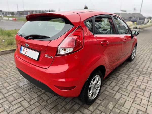 Sarkans Ford Fiesta 2013 Kauņa, ar dzinēja tilpumu 1.00 L un nobraukumu 130 tūkst. km par 3500 €, foto 3 vietnē AUTOMOTO.COM.LV