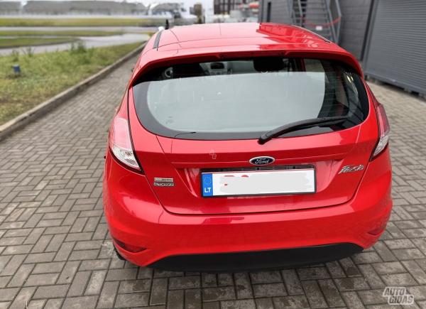 Sarkans Ford Fiesta 2013 Kauņa, ar dzinēja tilpumu 1.00 L un nobraukumu 130 tūkst. km par 3500 €, foto 6 vietnē AUTOMOTO.COM.LV