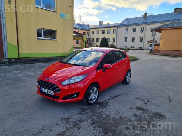 Red Ford Fiesta 2013 in Jelgava, with an engine capacity of 1.00 L and mileage of 120 thousand km for 3800 €, photo 6 on AUTOMOTO.COM.LV