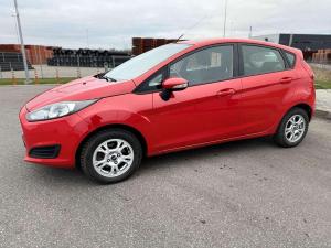 Sarkans Ford Fiesta 2013 Kauņa, ar dzinēja tilpumu 1.00 L un nobraukumu 130 tūkst. km par 3399 €, foto 4 vietnē AUTOMOTO.COM.LV