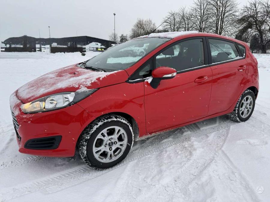 Red Ford Fiesta 2013 in Kaunas, with an engine capacity of 1.00 L and mileage of 130 thousand km for 3399 €, photo 3 on AUTOMOTO.COM.LV