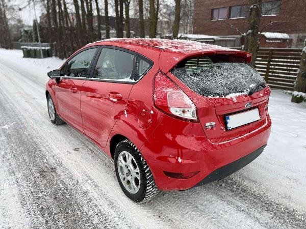 Sarkans Ford Fiesta 2013 Kauņa, ar dzinēja tilpumu 1.00 L un nobraukumu 130 tūkst. km par 3450 €, foto 10 vietnē AUTOMOTO.COM.LV