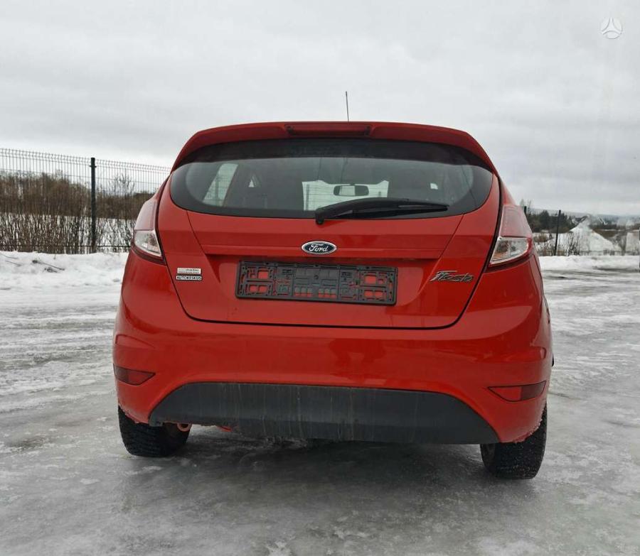 Sarkans Ford Fiesta 2013 Kauņa, ar dzinēja tilpumu 1.00 L un nobraukumu 140 tūkst. km par 3450 €, foto 4 vietnē AUTOMOTO.COM.LV
